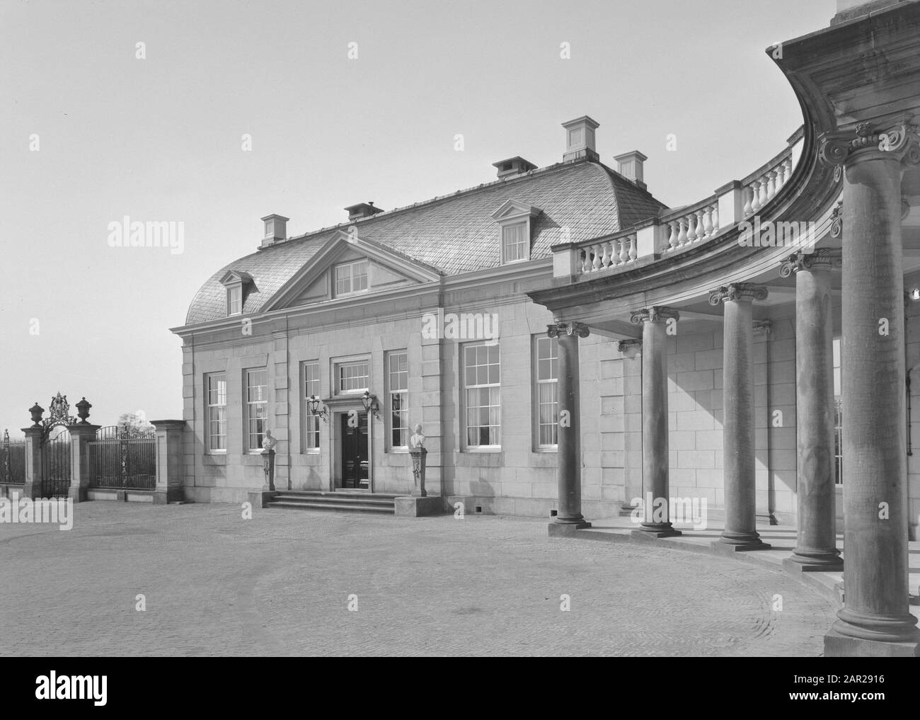 buildings and monuments knhm, buildings, extrieurs Date: May 1960 ...