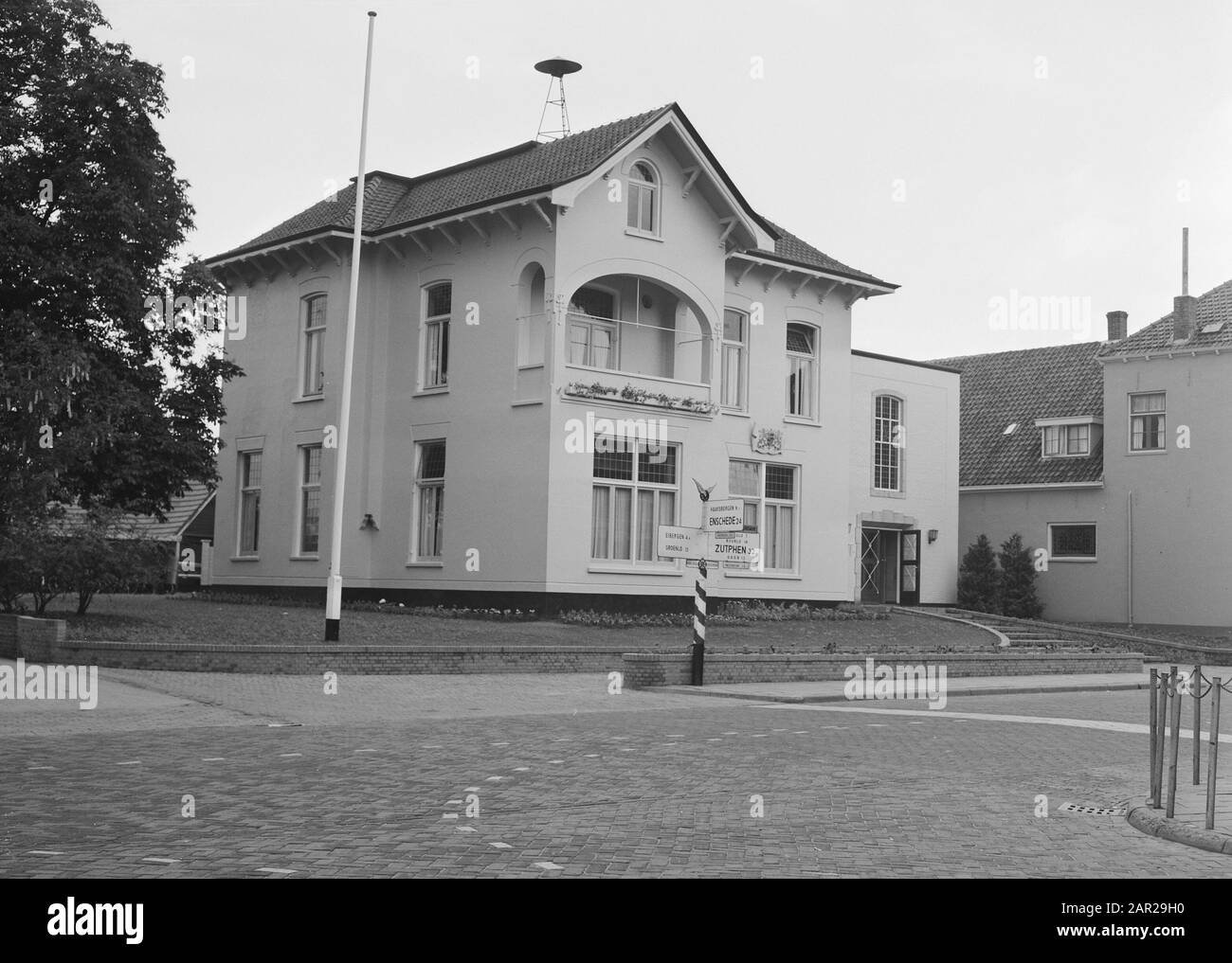 Gemeentehuis hi-res stock photography and images - Alamy