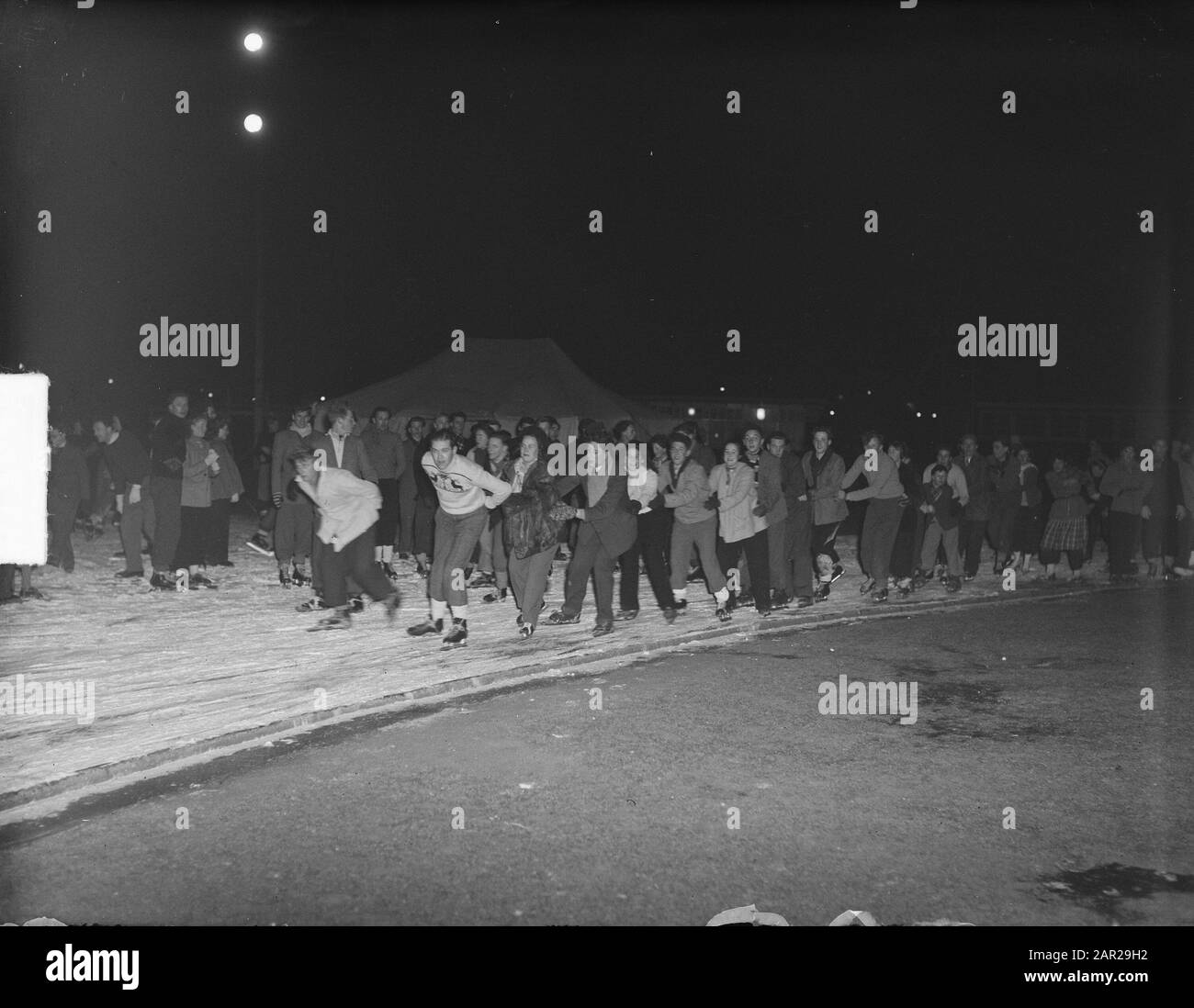 Ice rink olympiaplein open hi-res stock photography and images - Alamy