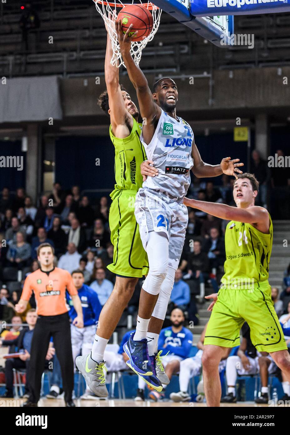 USA, 25th Jan 2020. Orlando Isaiah Parker (Lions) in the duels with ...