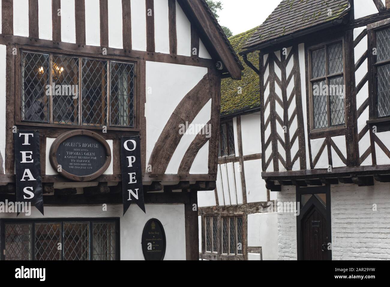 Tudor, timber framed medieval Tea shop in the town of Warwick Stock ...