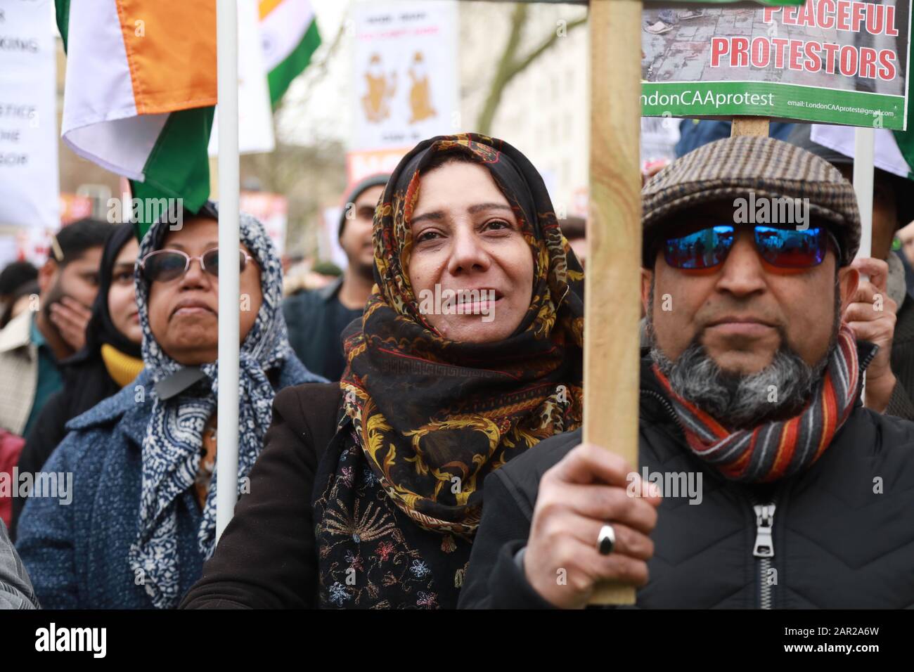 Politics demonstration turban hi-res stock photography and images - Alamy