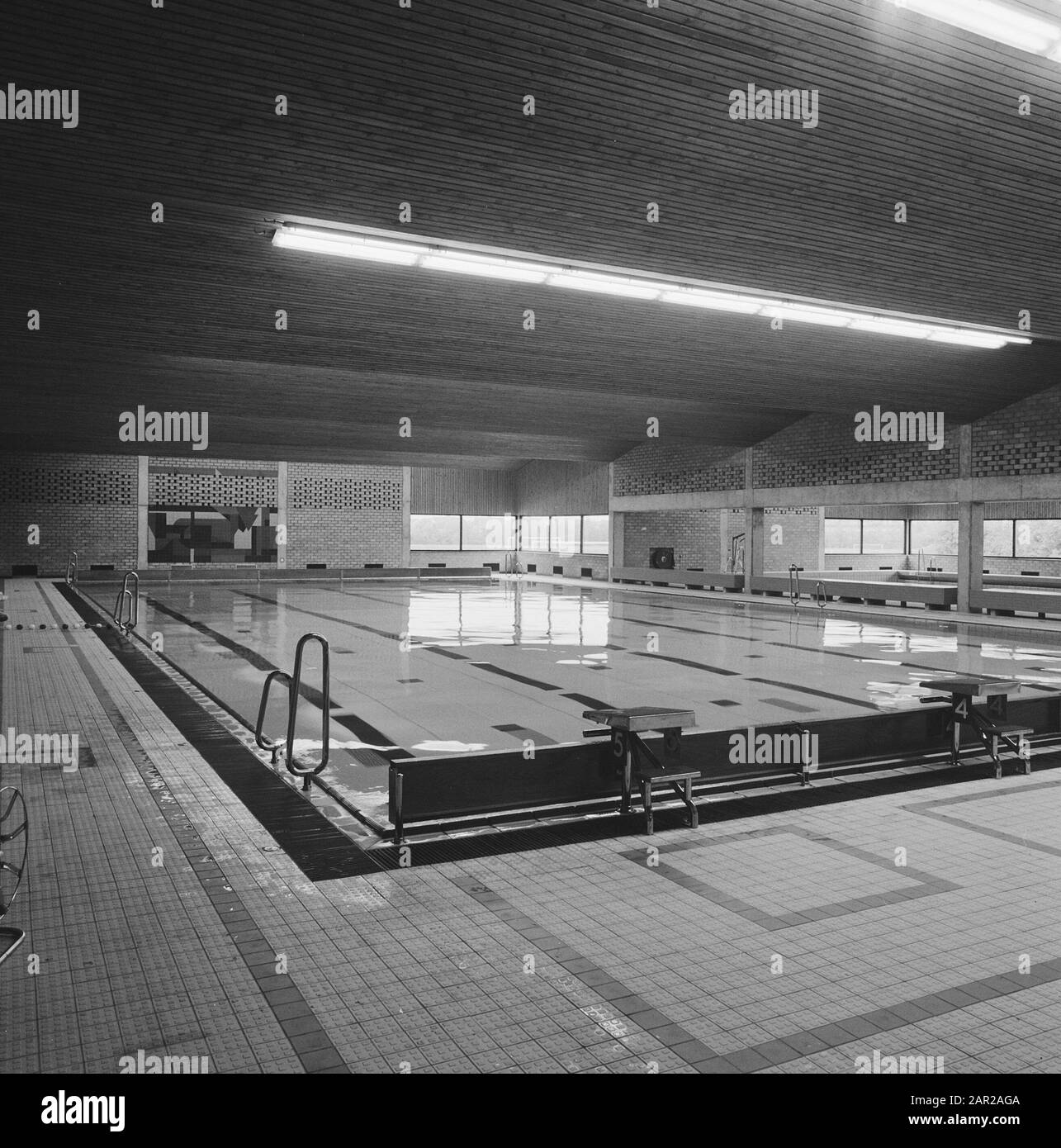 swimming pools, manifestationhallen, Groningen Date: september 1973 ...