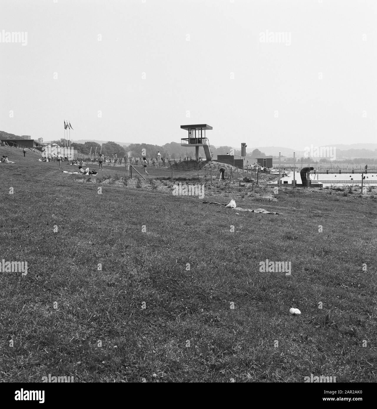 swimming pools, open-air baths Date: 1973 Location: Limburg, Vaals ...