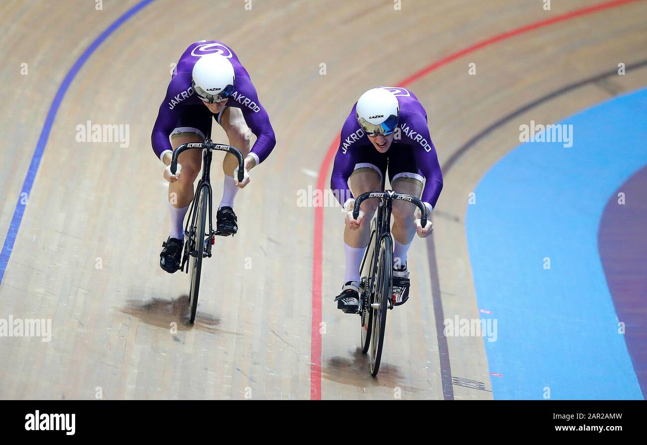 Slingshot rider Hamish Turnbull (right) wins the Sprint A of the Male ...
