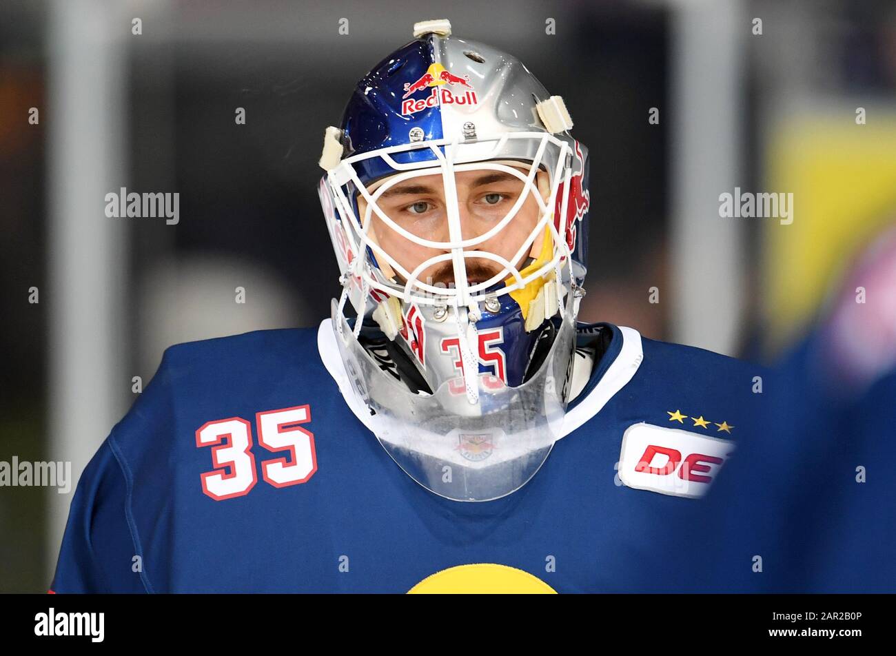 Kevin reich hi-res stock photography and images - Alamy