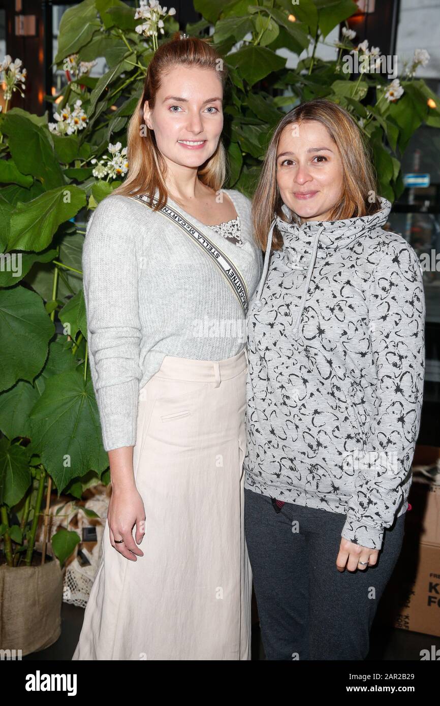 Benken hi-res stock photography and images - Alamy