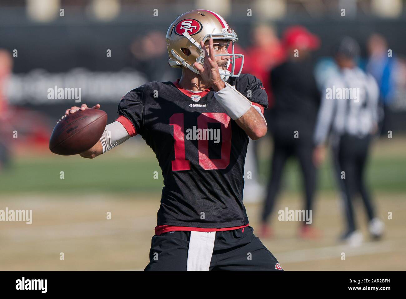 San Francisco 49ers quarterback Jimmy Garoppolo (10) during practice in ...