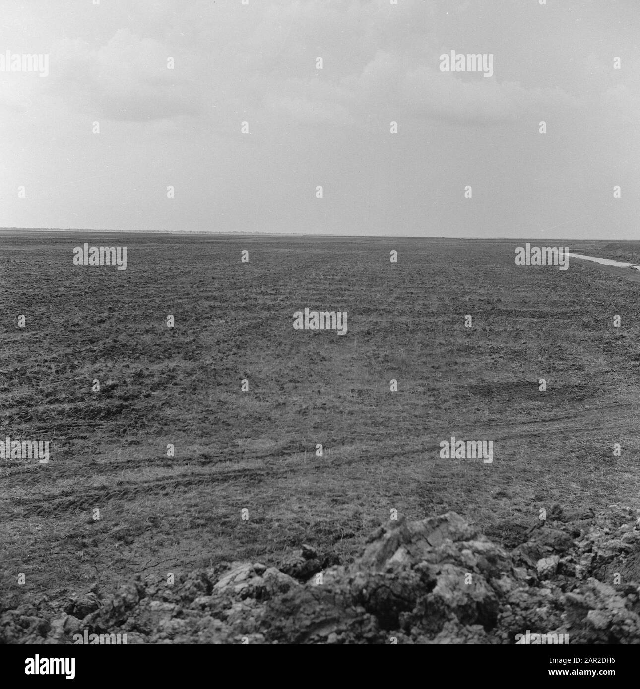 Geographical landscapes Black and White Stock Photos & Images - Alamy