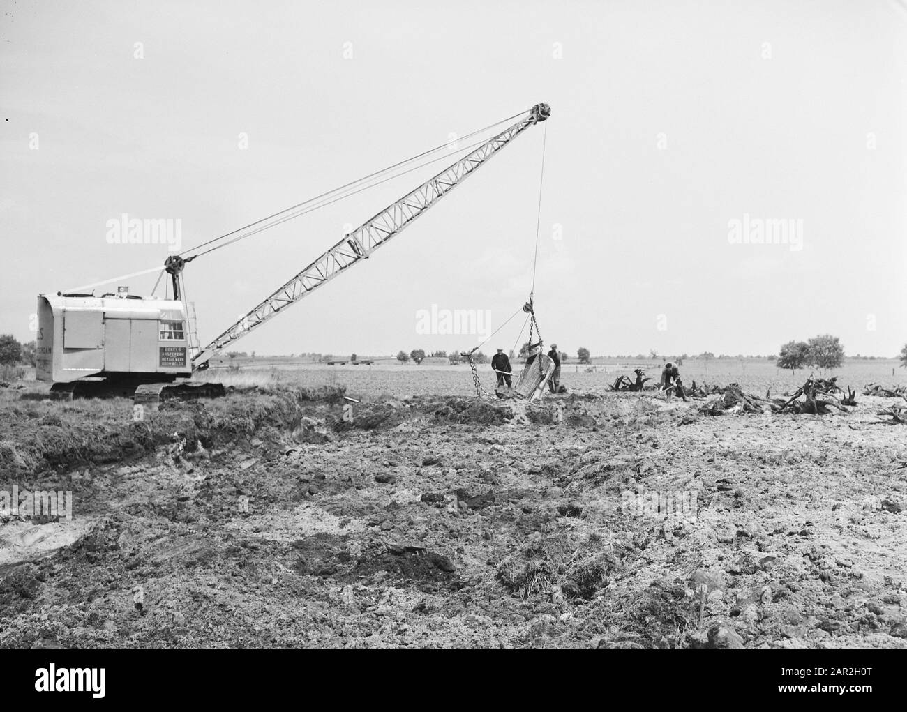 mining, tillage, leveling, scones, workers, draglines Date: June 1956 ...
