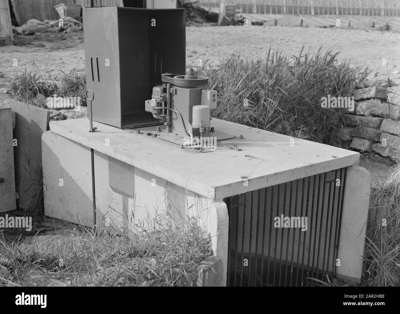 poldering and bemaling, underbemaling Date: july 1958 Location ...