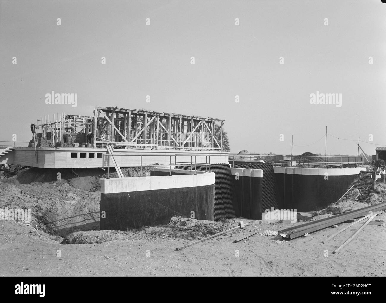 inpoldering and milling, ground, work, land consolidation ...