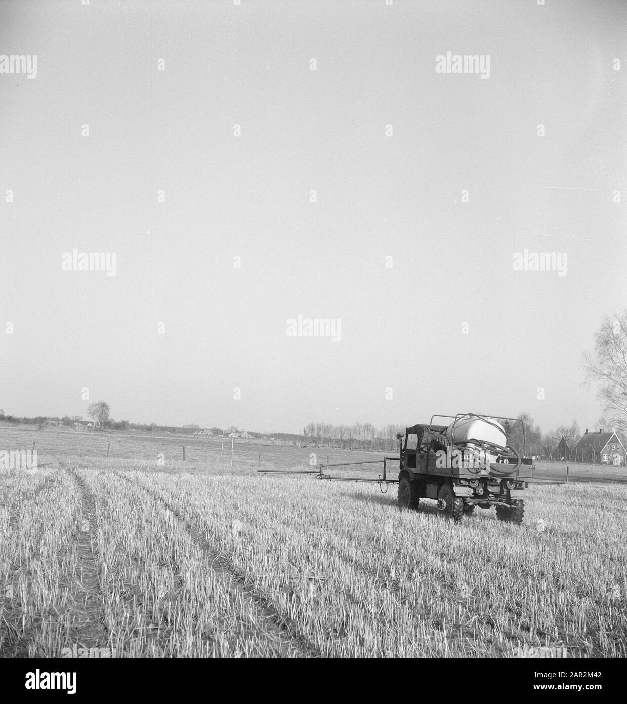 terrain, spray cars, work, crops Date: undated Keywords: crops, spray ...
