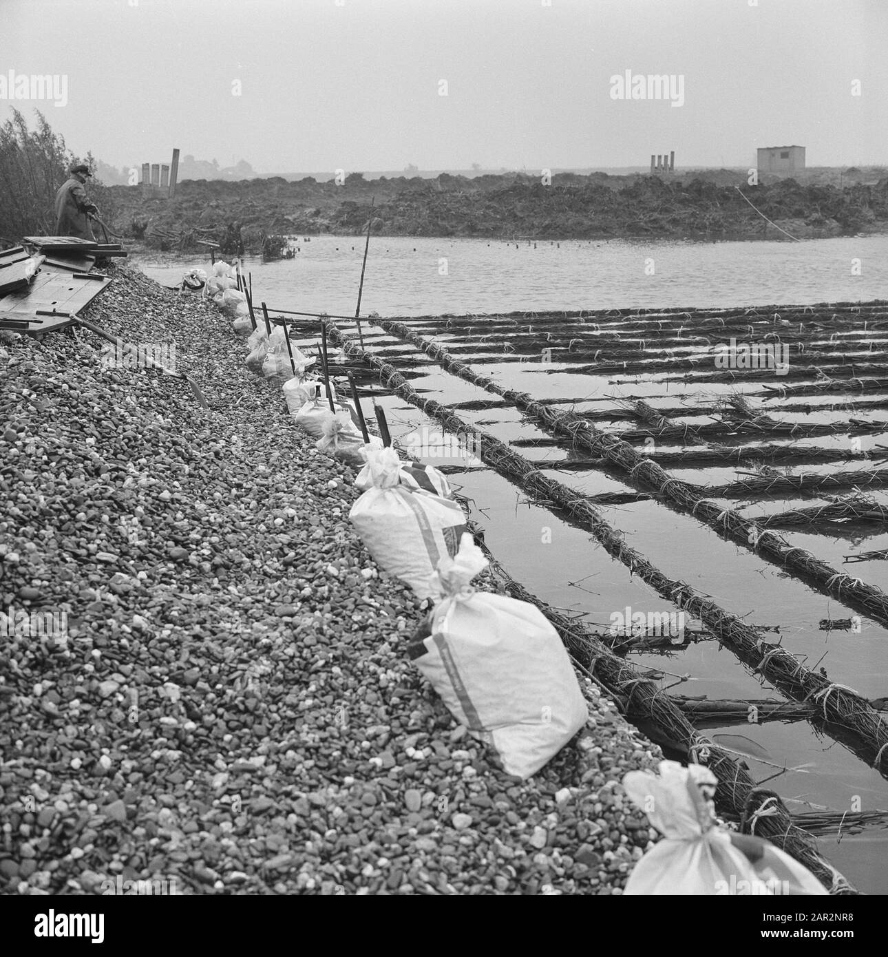 Reed mats hi-res stock photography and images - Alamy