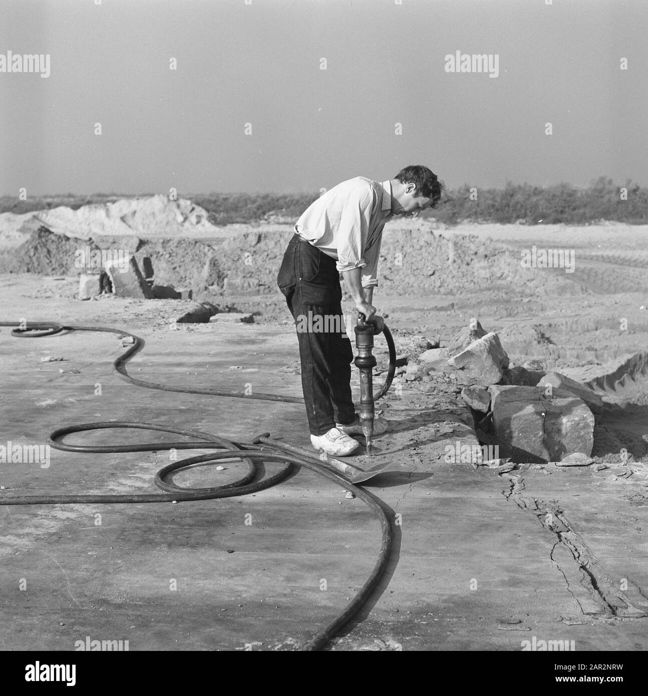 work, tools, workers, snakes Date: undated Location: Biesbosch Keywords ...