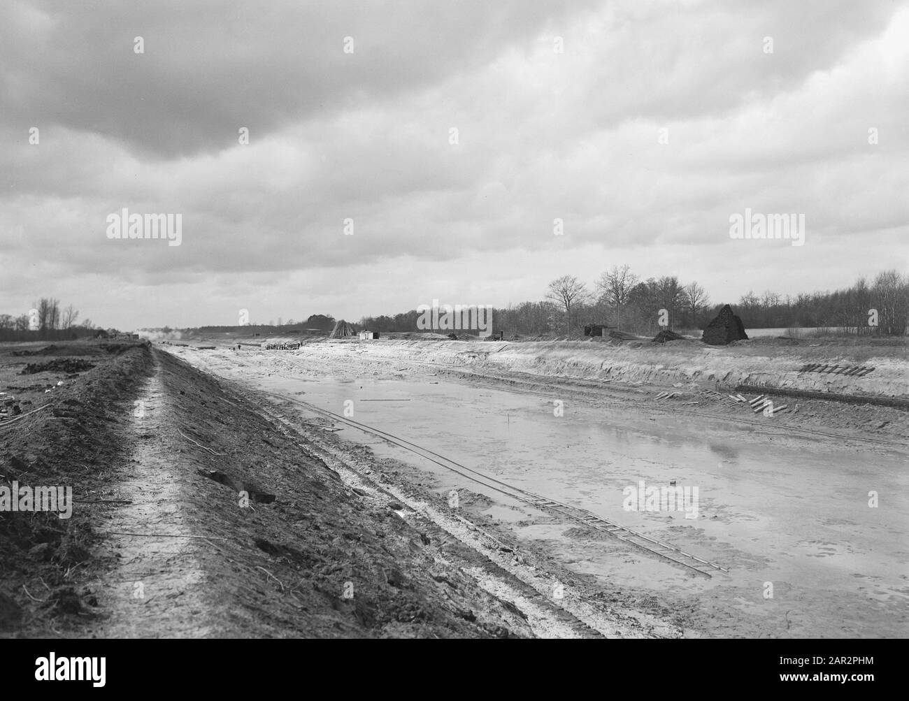 digging and improving canals, building bridges, Wieneresch Date ...