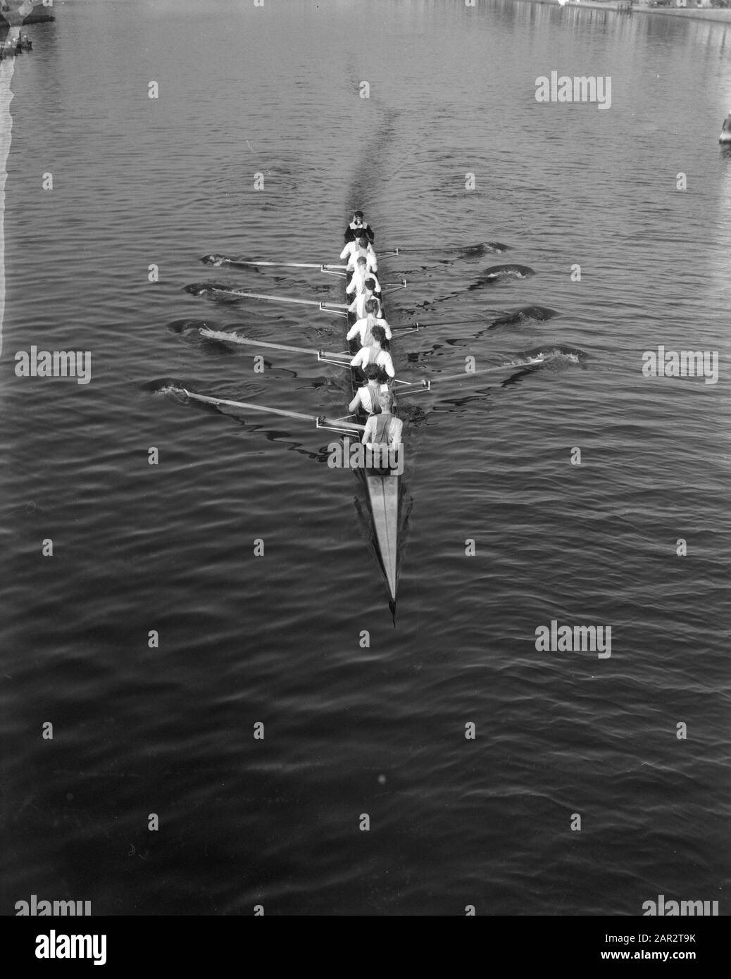 Rowers train in Black and White Stock Photos & Images - Alamy