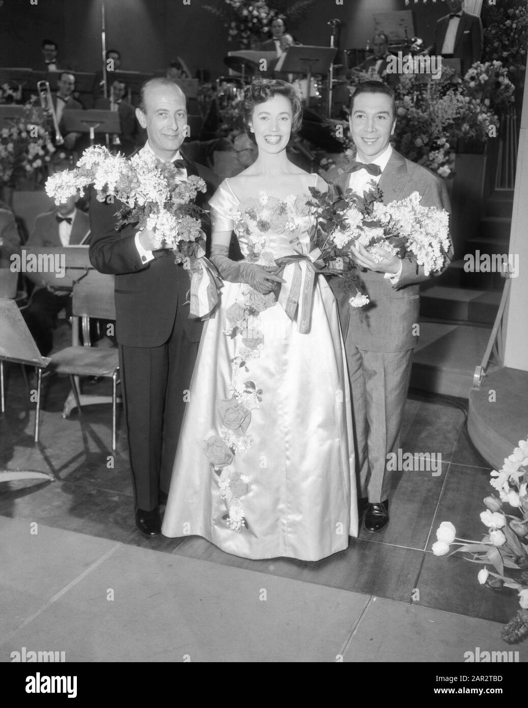 Andre claveau eurovision hi-res stock photography and images - Alamy