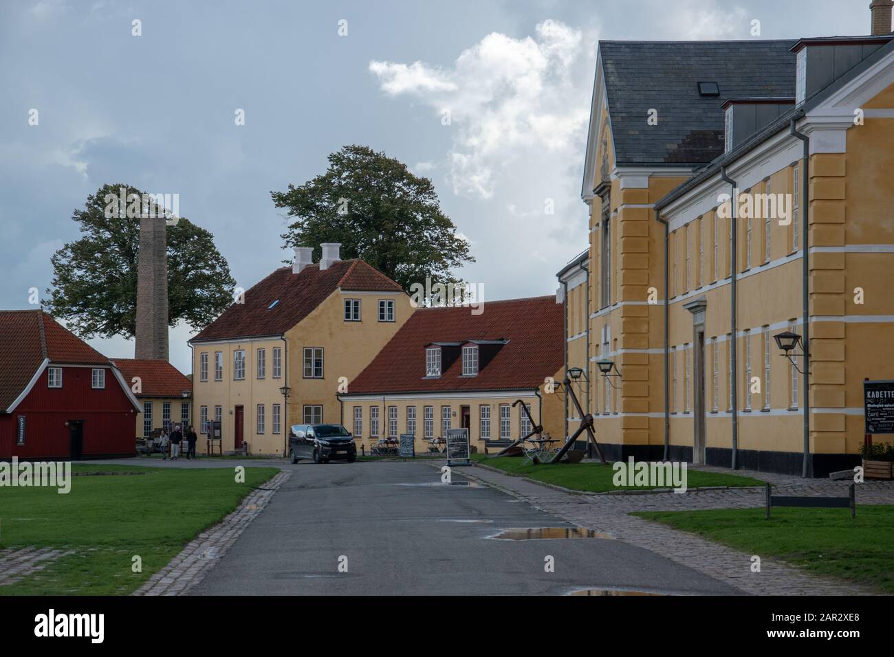 Former military barracks garrison hi-res stock photography and images ...