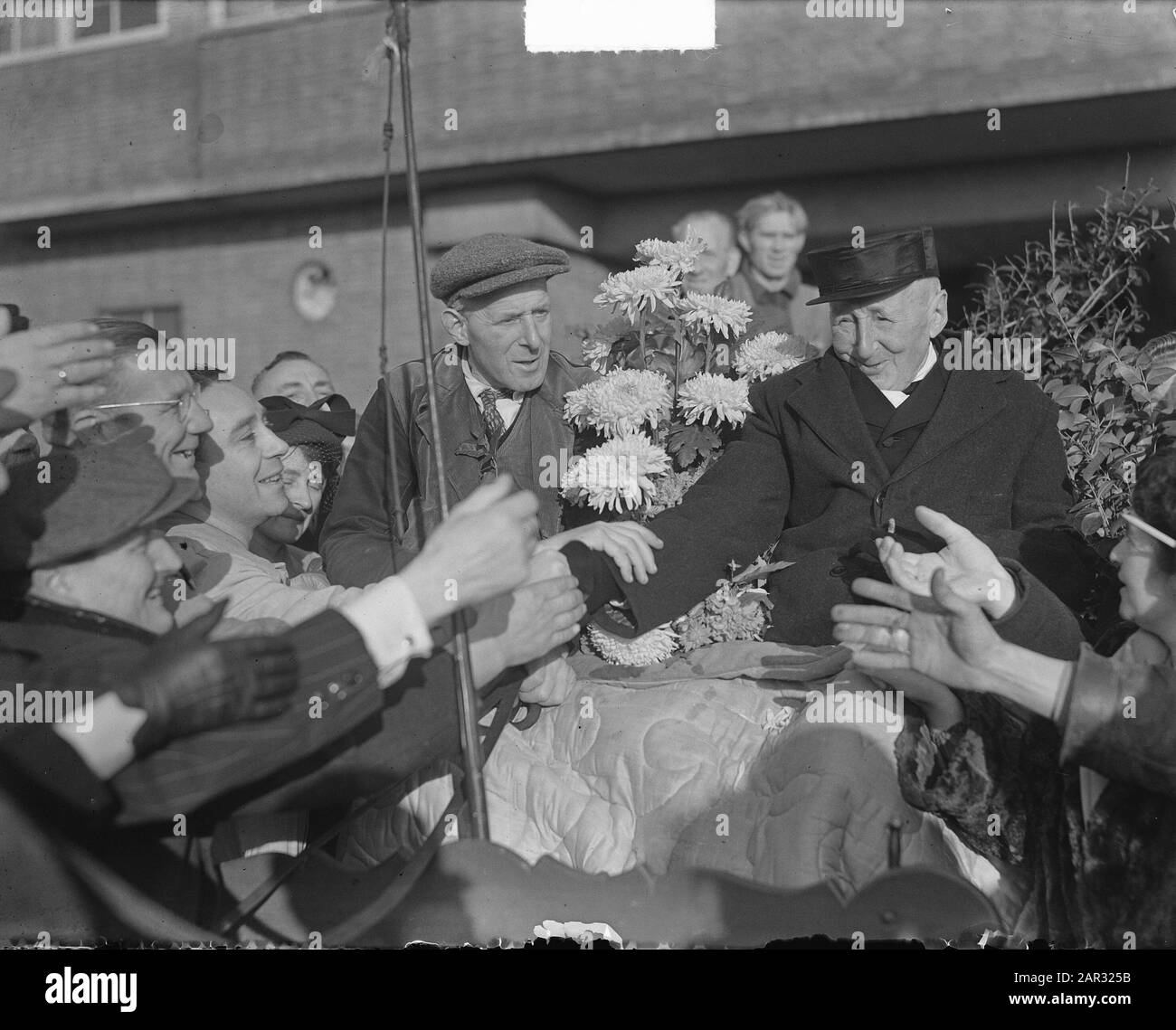 Karel Volder 65 years vegetable trader Date: 25 October 1950 Personal ...