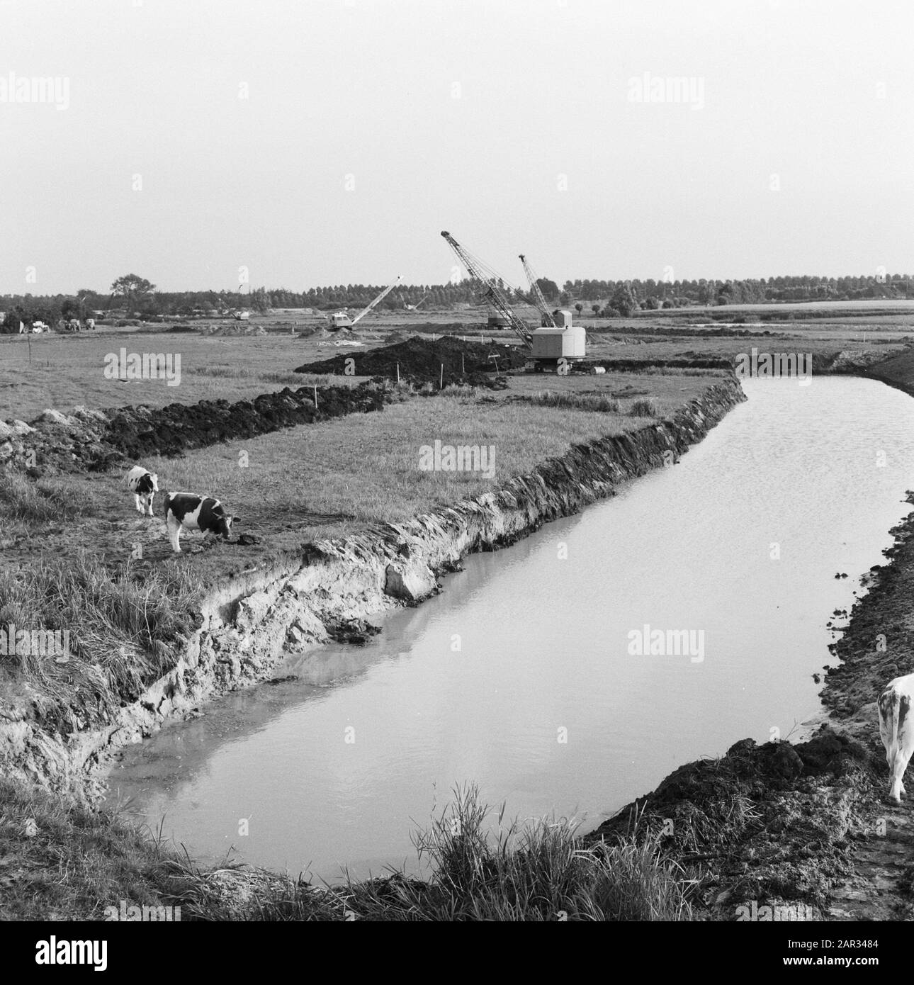 Land cut hi-res stock photography and images - Alamy
