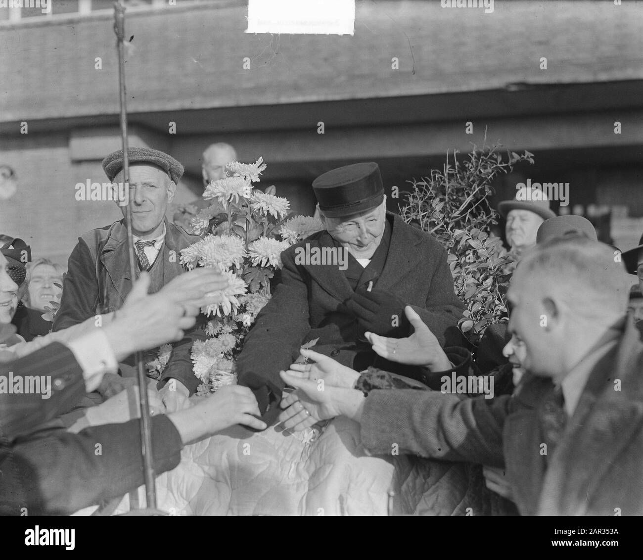 Karel volder 65 years vegetable trader hi-res stock photography and ...