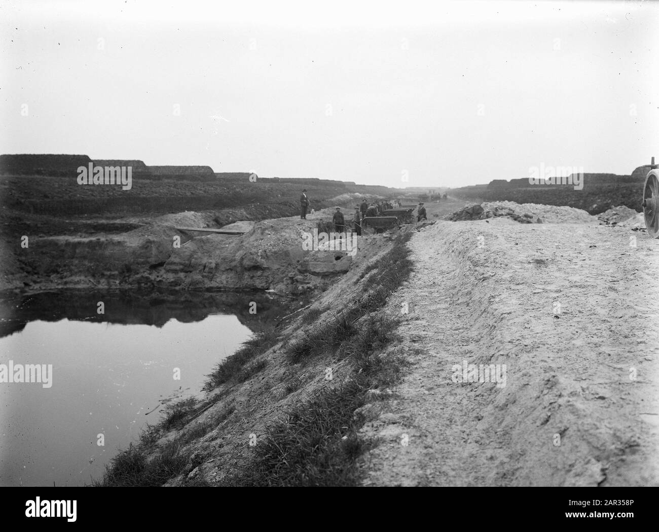 Bicycle paths hi-res stock photography and images - Alamy
