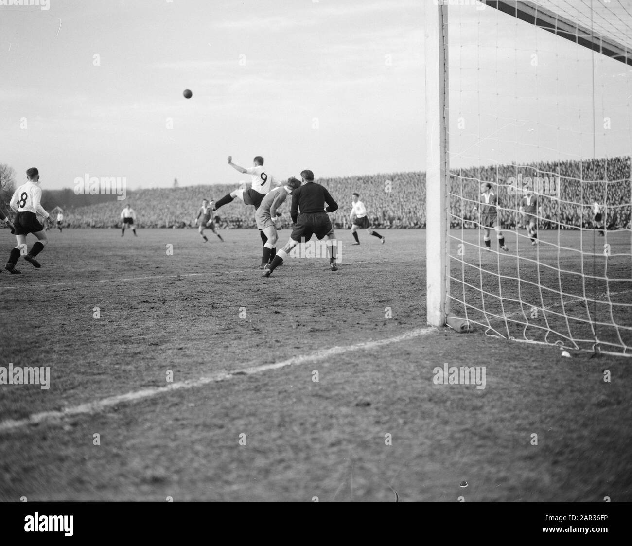 20 march 1956 hi-res stock photography and images - Alamy