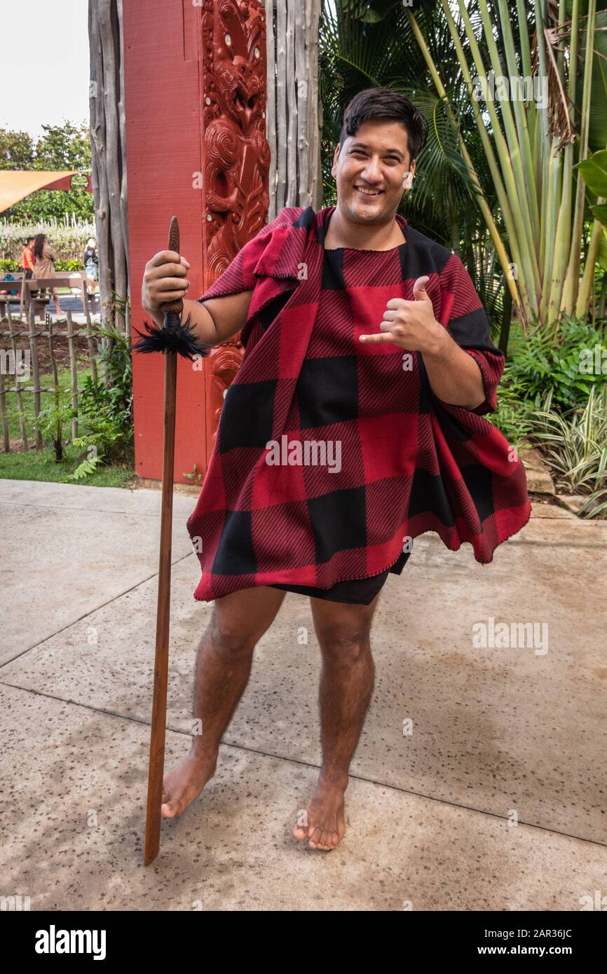 Maori man hawaii hi-res stock photography and images - Alamy