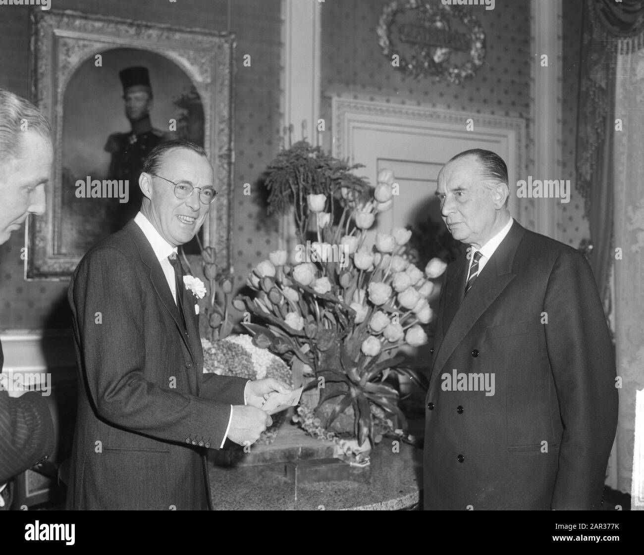 Ecological check Black and White Stock Photos & Images - Alamy