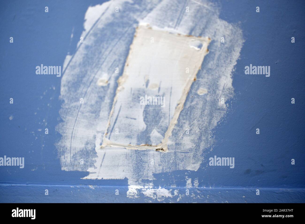 Drywall patch hi-res stock photography and images - Alamy