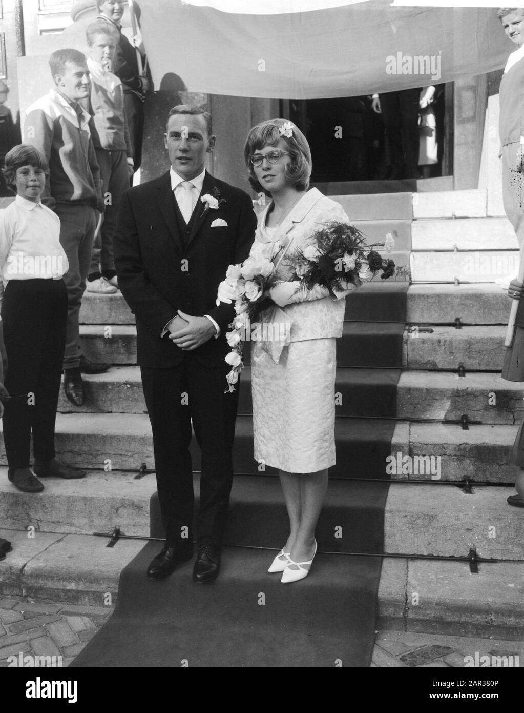 Marriage Jan Jiskoot, the newlyweds Date: August 30, 1965 Keywords ...