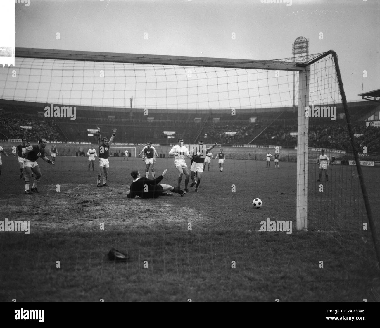 Dws against go ahead Black and White Stock Photos & Images - Alamy