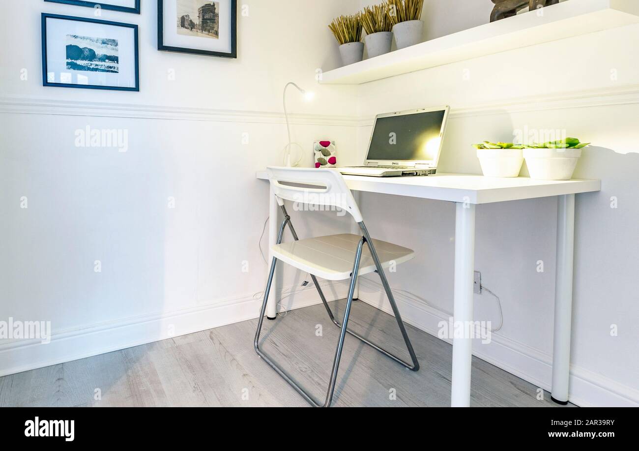 interior of show home for sale Stock Photo - Alamy
