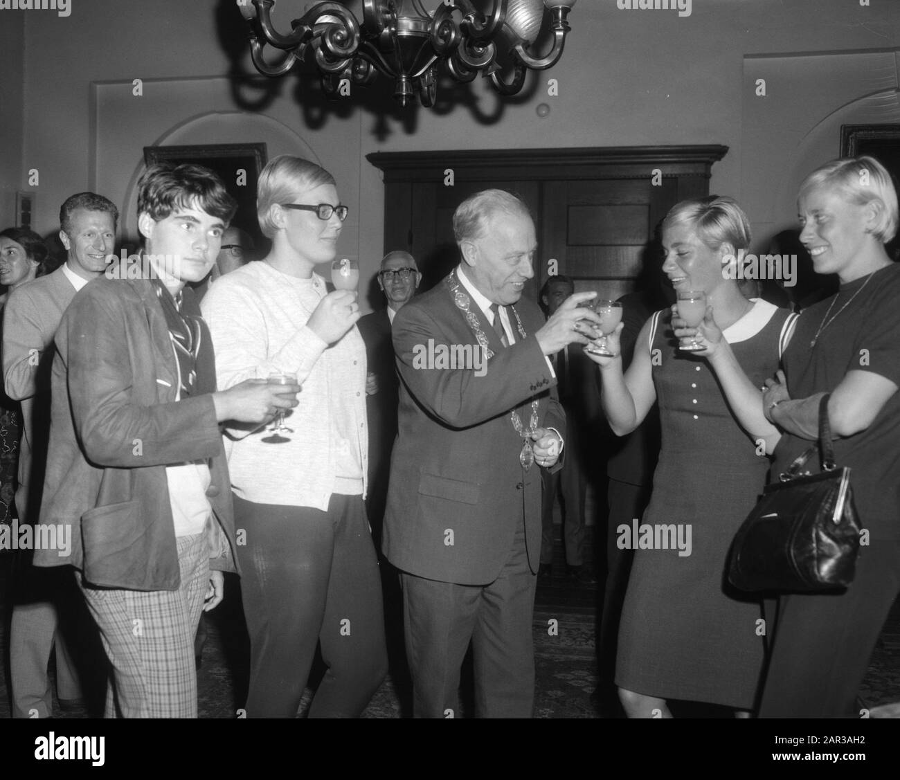 Swimming champions on holiday to Italy From l.n.r. Toos Beumer, Ada Kok ...