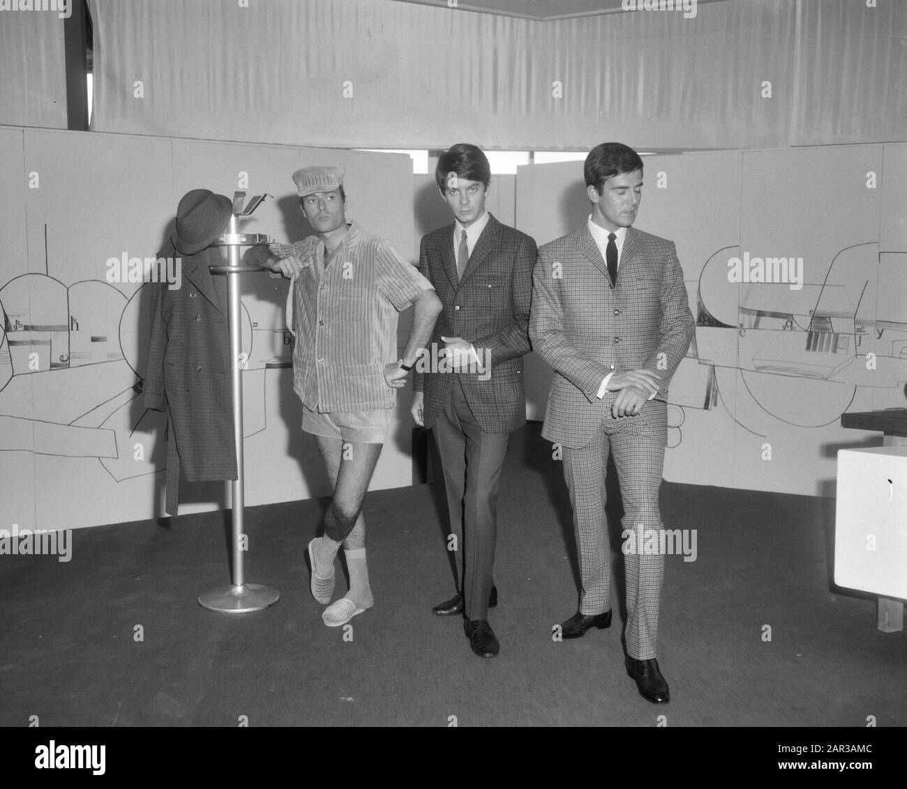 Amsterdam trade show model hi-res stock photography and images - Alamy