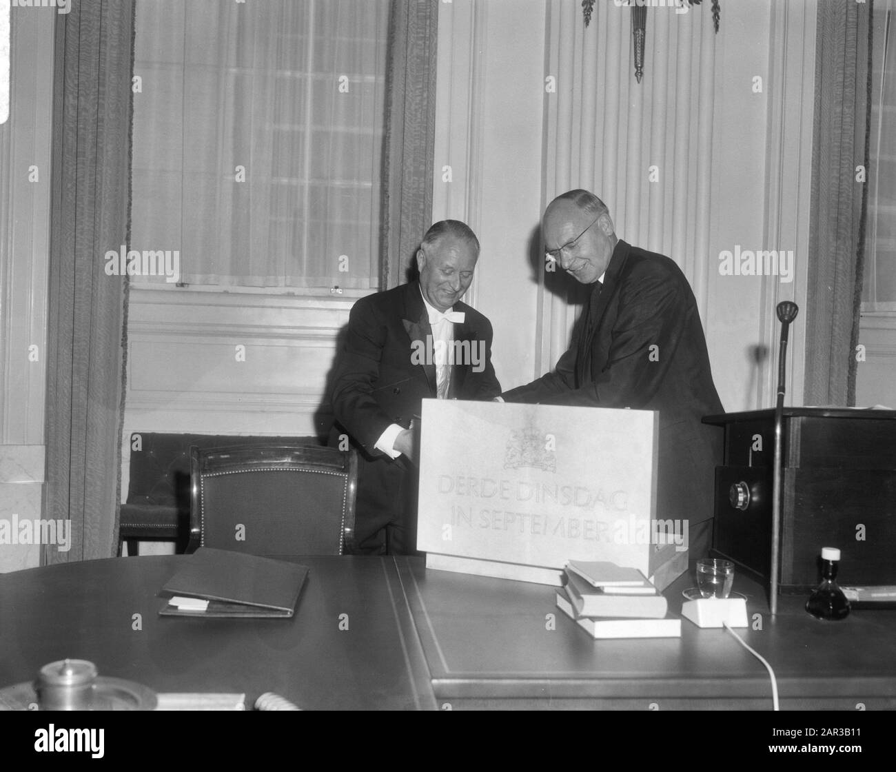 Miljoennota hi-res stock photography and images - Alamy