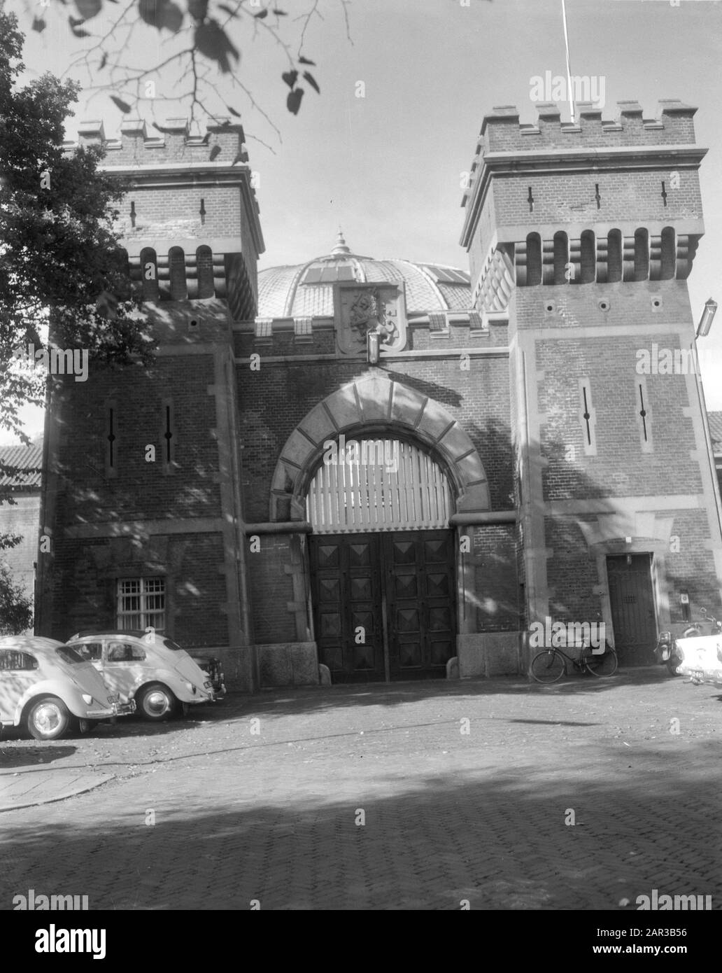 Dome prison Black and White Stock Photos & Images - Alamy