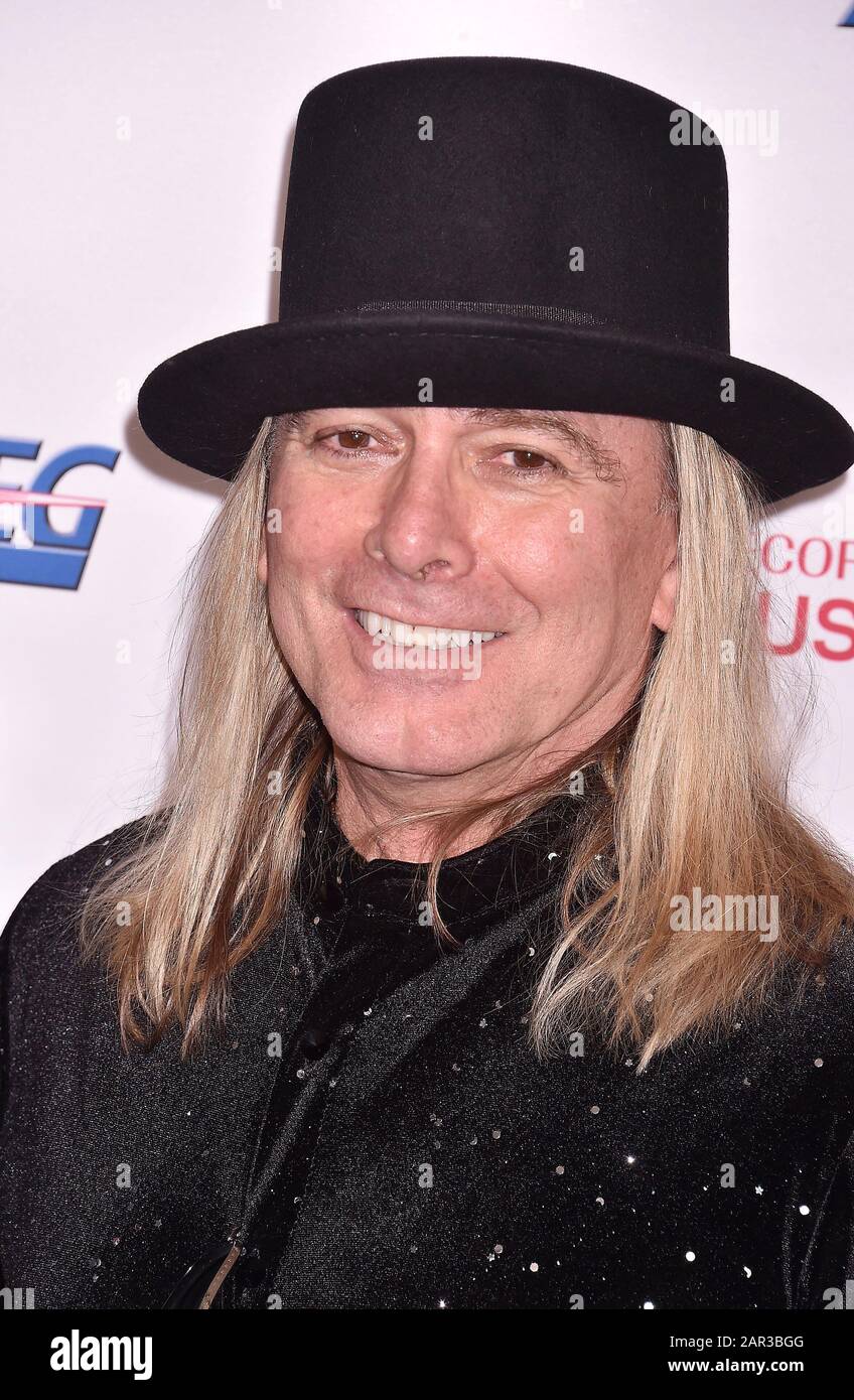 Robin zander hi-res stock photography and images - Alamy