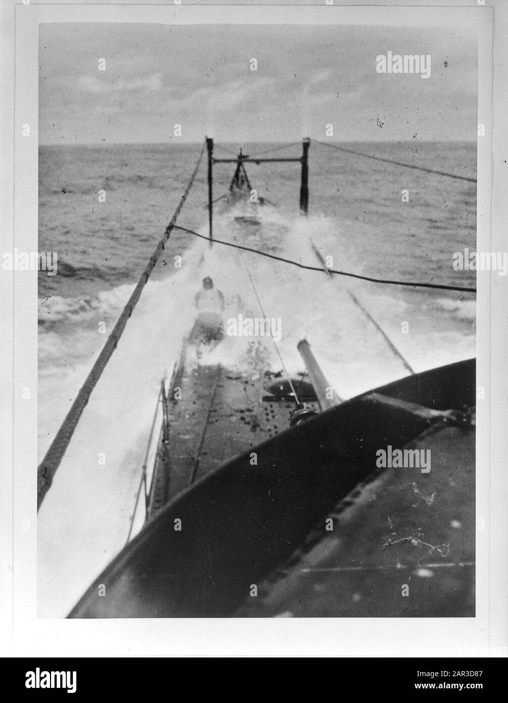Submarine hatch Black and White Stock Photos & Images - Alamy