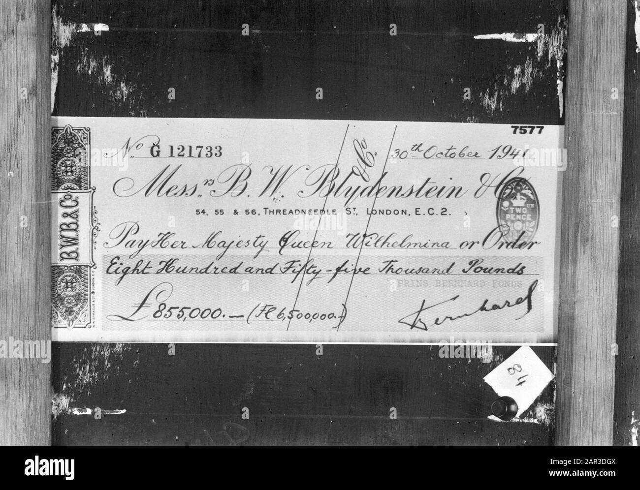 Check handover Black and White Stock Photos & Images - Alamy