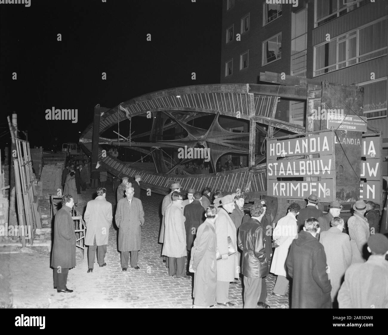 Beehive monument Black and White Stock Photos & Images - Alamy
