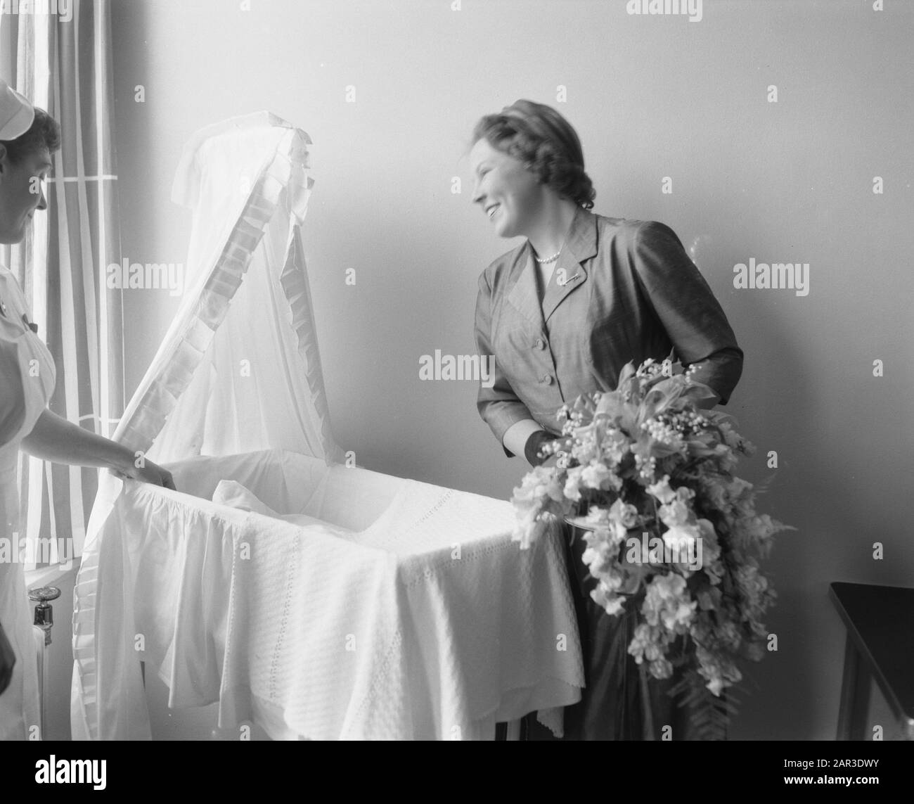 Swedish red cross hi-res stock photography and images - Alamy