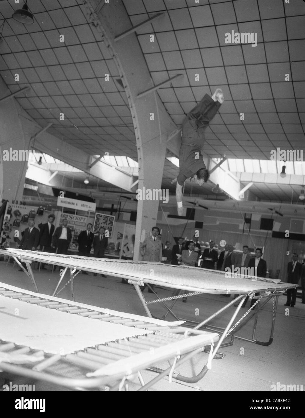 Opening sports trade fair in the RAI building Date: 19 August 1957 ...