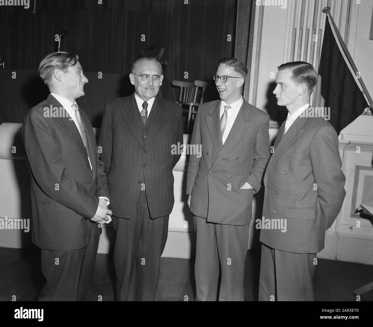 Prime minister drees visited hi-res stock photography and images - Alamy