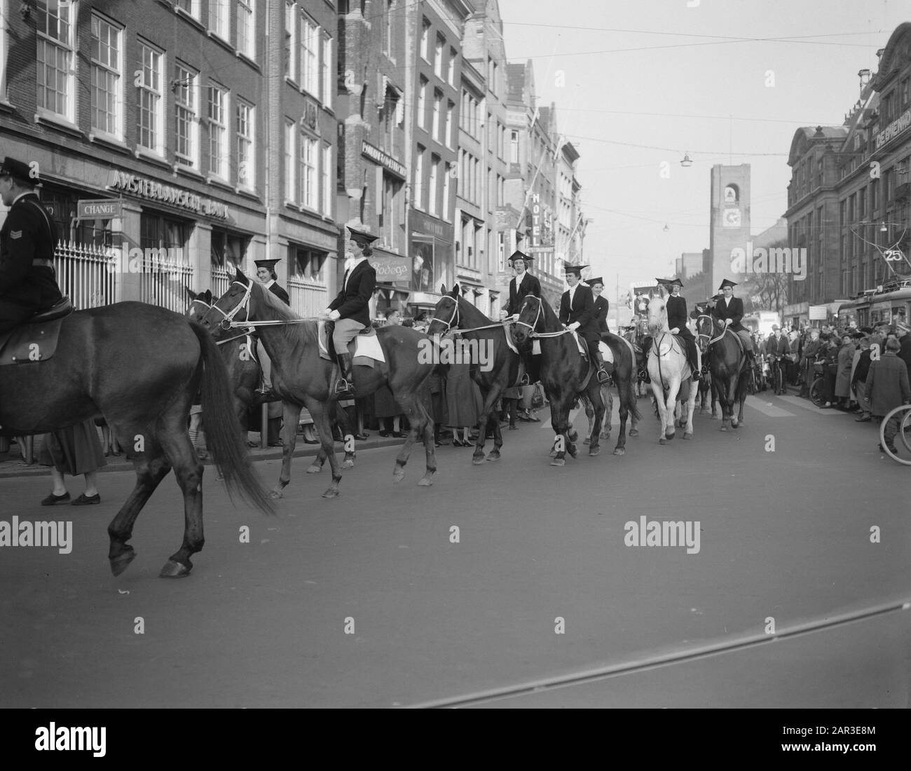 Female riders. Lustrum AVSV Entry reunists by C.S. to Gem. University ...