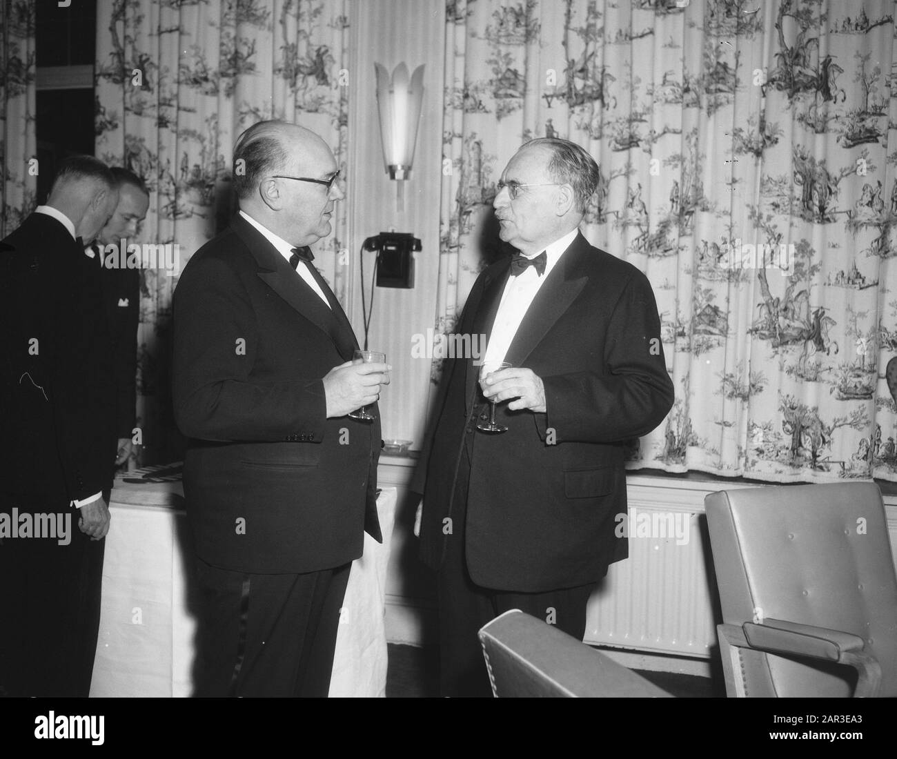 Dr w drees hi-res stock photography and images - Alamy