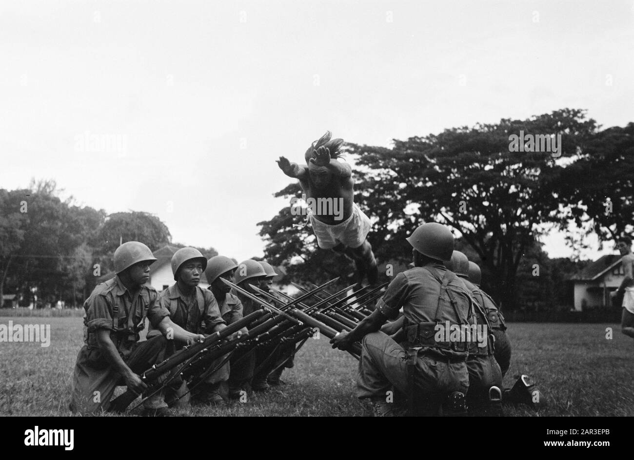 Visit of Lieutenant General Spoor to Makassar; Memorial 1 Anniversary ...
