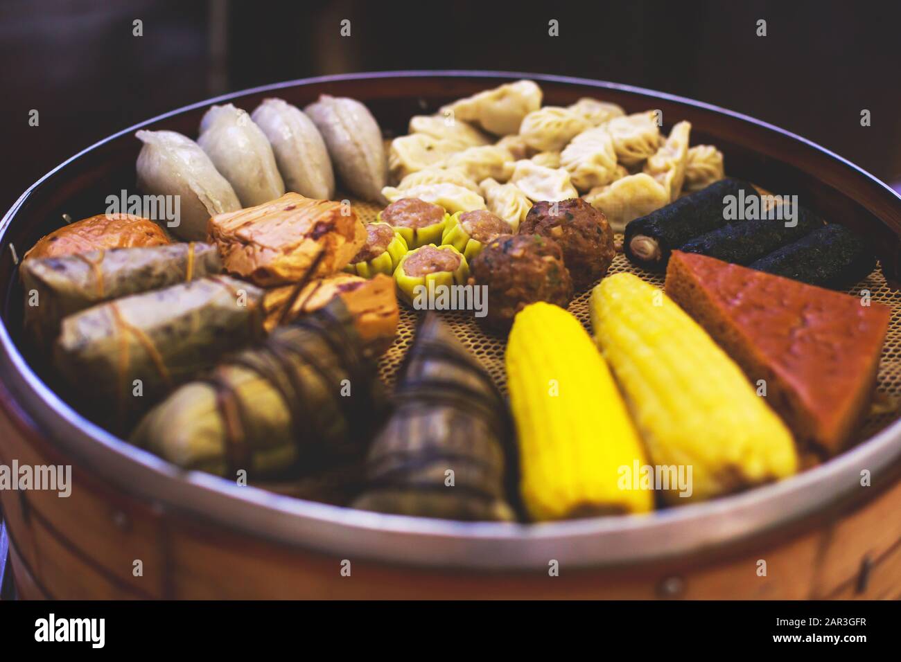 Chinese pancake shanghai hi-res stock photography and images - Alamy