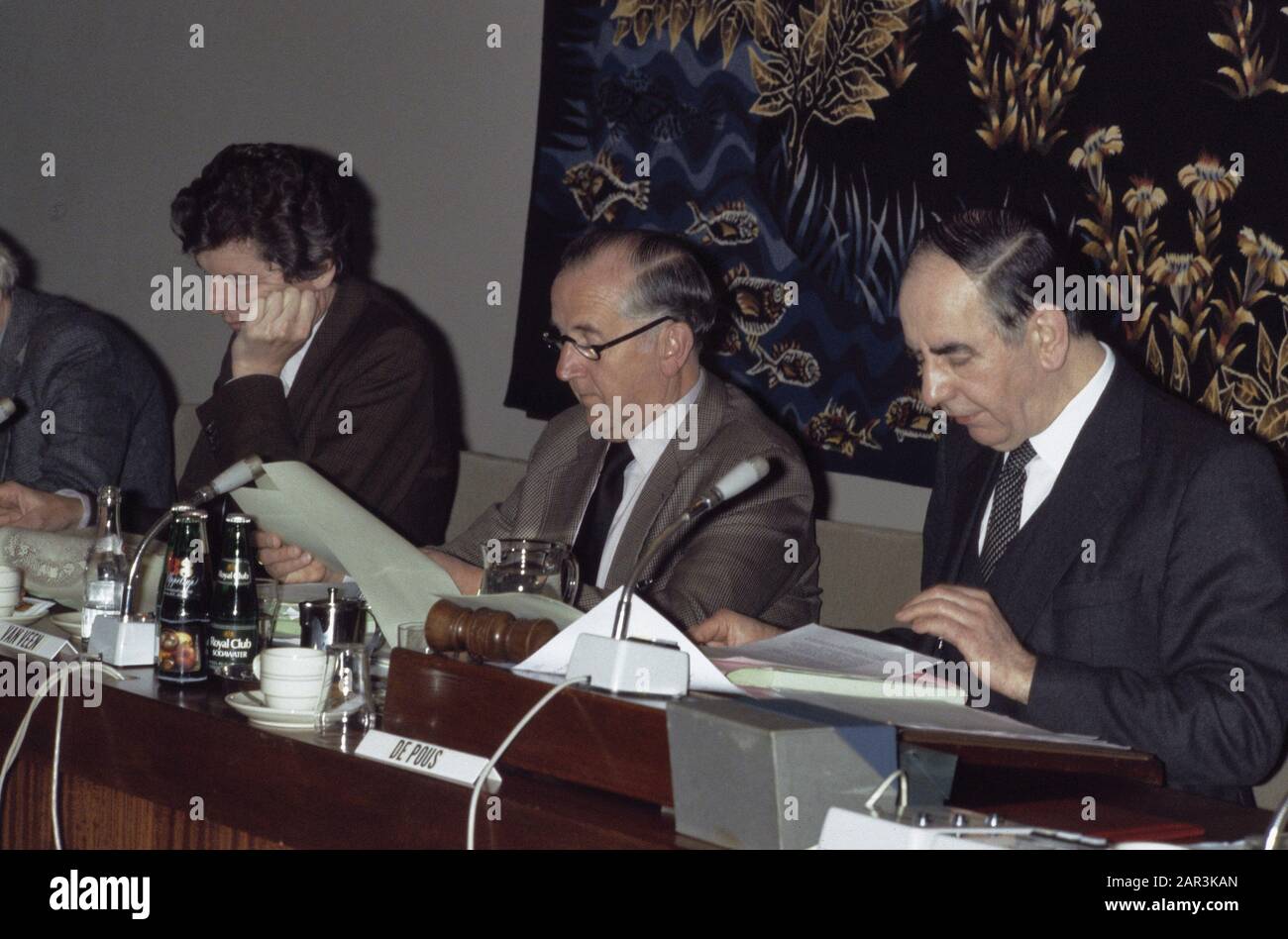 Ser design hi-res stock photography and images - Alamy